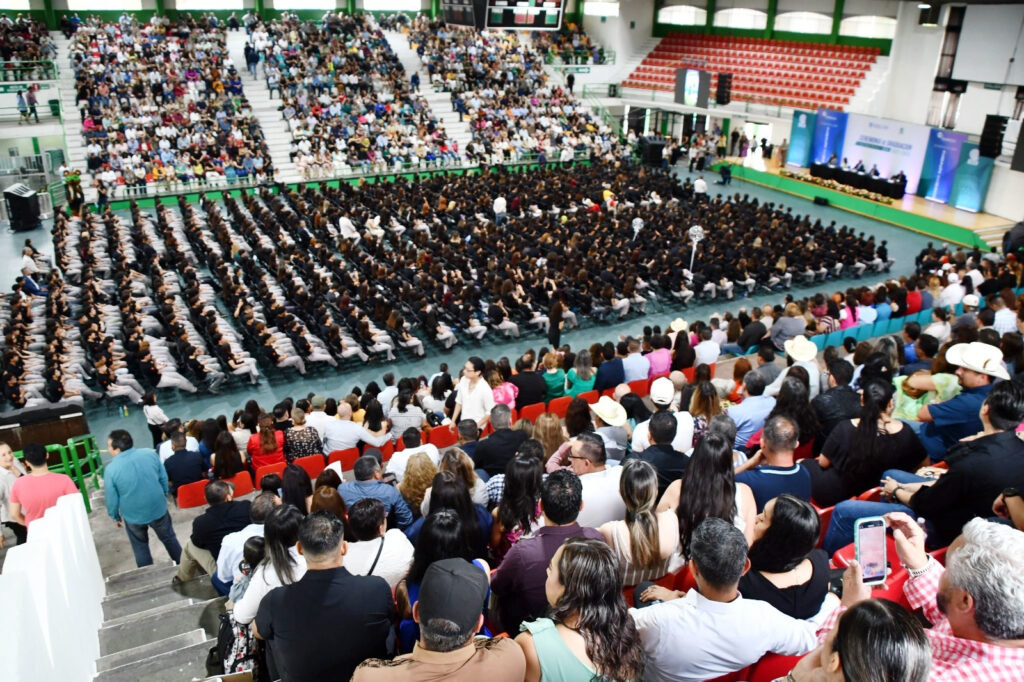 Egresan 11 mil 620 estudiantes de la generación 2022-2025 del Cobach ...