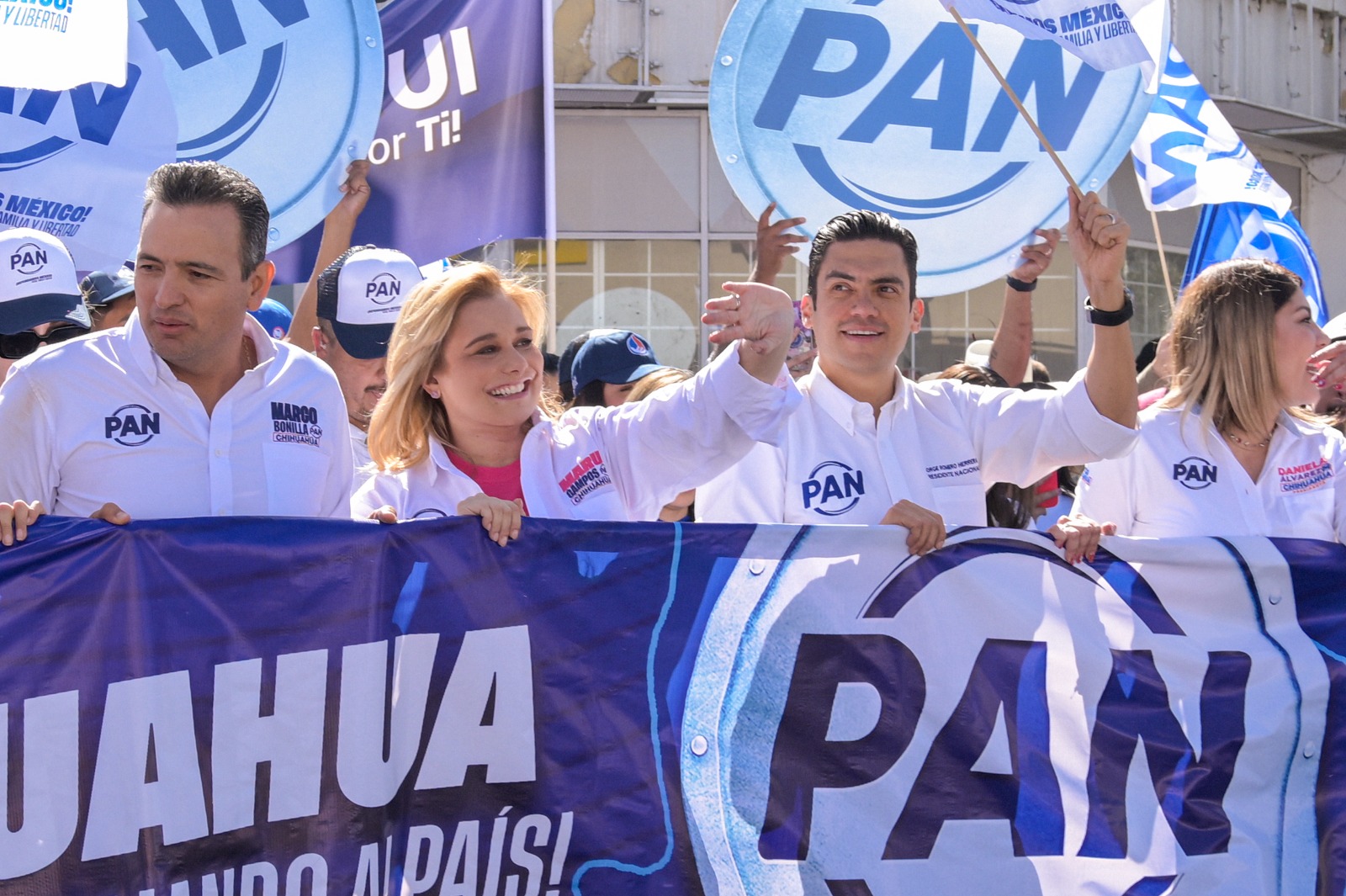 Chihuahua No Se Rinde No Se Dobla No Se Entrega Maru Campos En